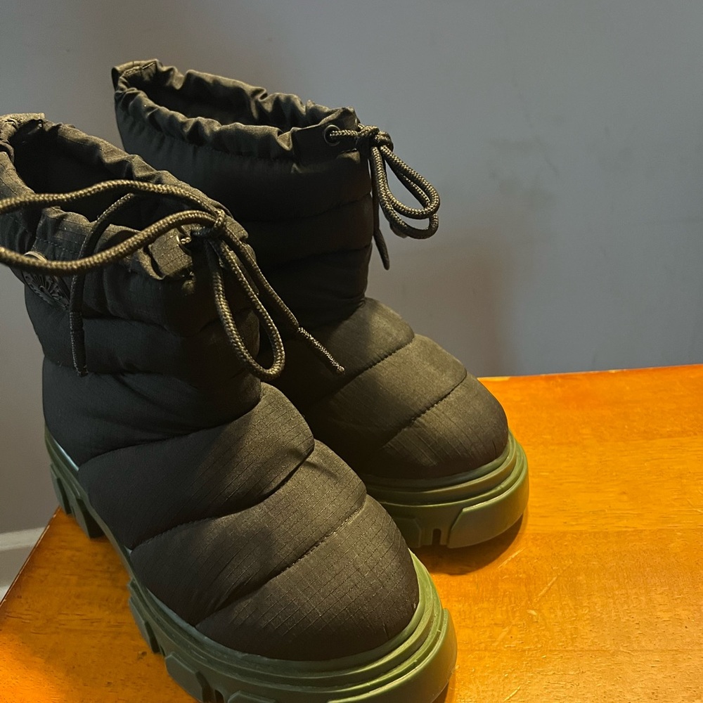 Farm Rio Lug Boots - Gem